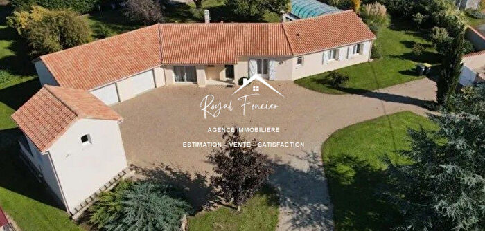 Maison à vendre - Châtellerault - 8 pièces - 5 chambres