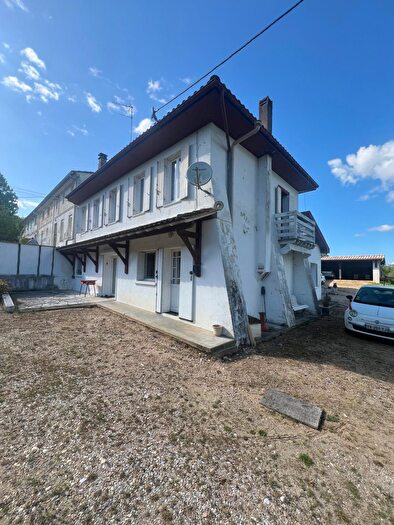 Maison à vendre - Saint-Martin-de-Laye - 5 pièces - 4 chambres