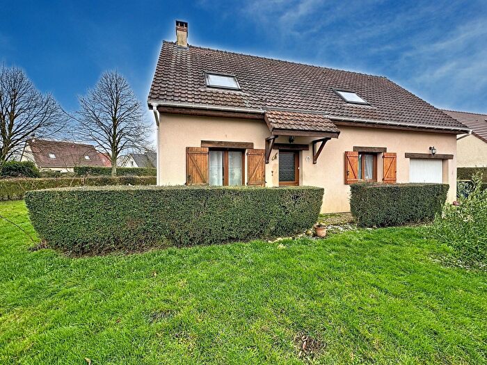 Maison à vendre - Bourgtheroulde-Infreville - 6 pièces - 4 chambres