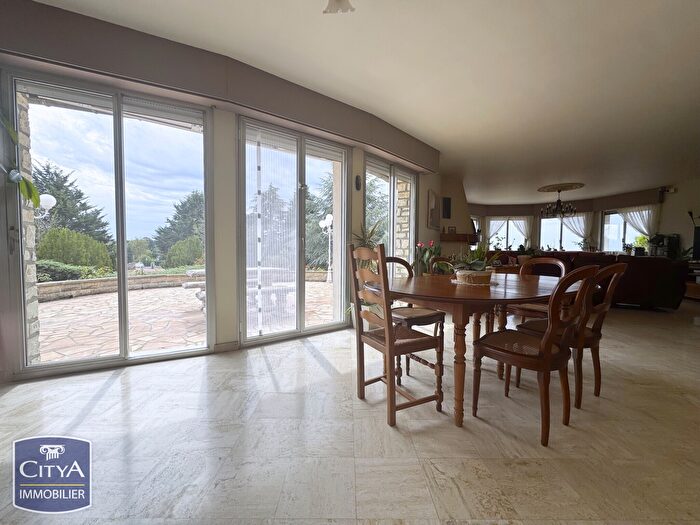 Maison 8 pièces à vendre - Épernon
