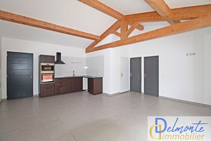 Maison à louer - La Londe-les-Maures - 3 pièces - 2 chambres