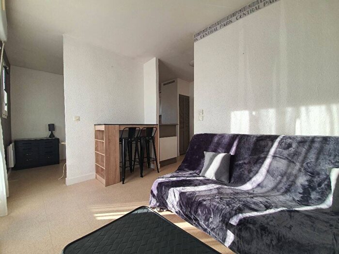 Appartement 1 pièce à louer - La Couronne