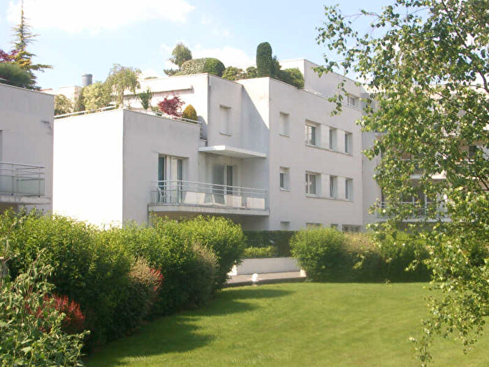 Montigny-le-Bretonneux, Le Village - Appartement 1 pièce à louer