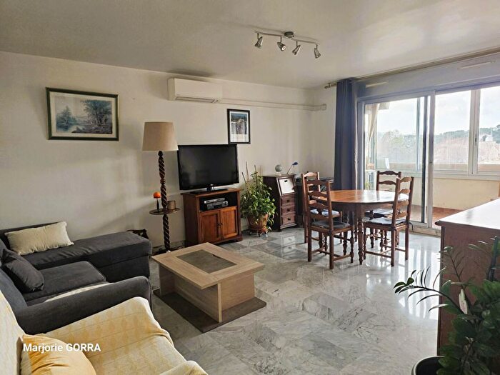 Appartement 3 pièces à Aubagne, Centre-ville, Beaumond, à vendre