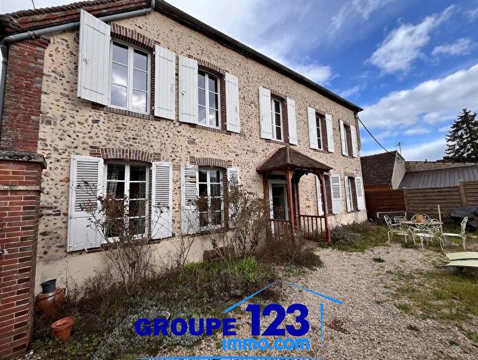Maison à vendre - Saint-Aubin-Château-Neuf - 3 pièces - 2 chambres