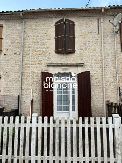 Maison à vendre - Surgères - 3 pièces - 2 chambres