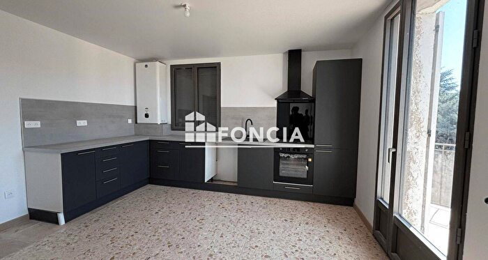 Lauris : Appartement 4 pièces à louer