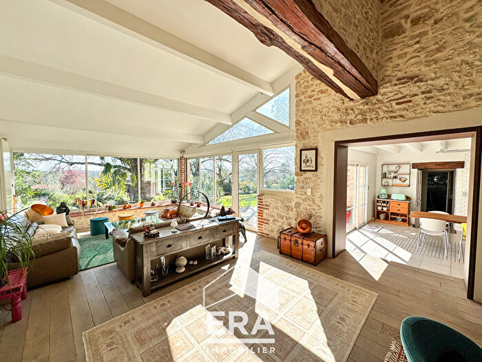 Maison à vendre - Puygouzon - 7 pièces - 5 chambres