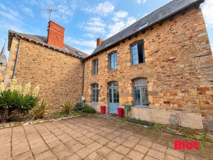 Bais : Maison 8 pièces à vendre