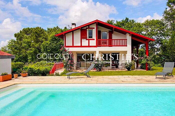 Maison à vendre - Arbonne - 6 pièces - 5 chambres