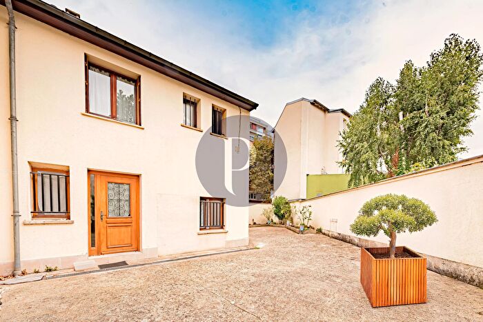 Maison à vendre - Arcueil, Barbusse - 7 pièces - 5 chambres