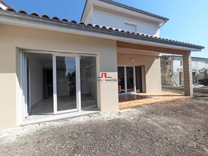 Saint-Savin : Maison 4 pièces à louer