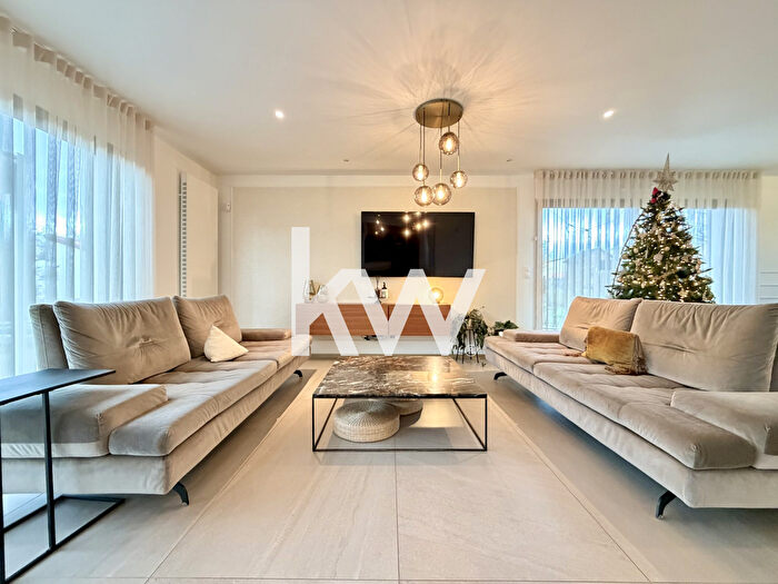 Maison à vendre - Cébazat - 5 pièces - 3 chambres