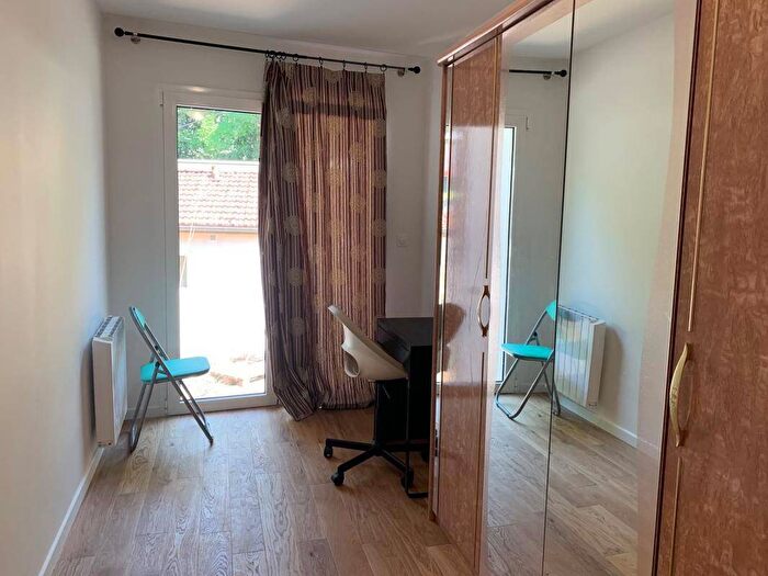 Viaduc Est, Orsay : Appartement 2 pièces à louer