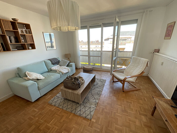 Appartement 2 pièces à Bourges, Centre-ville, Charlet, Lahitolle, Pignoux, Sembat, à louer