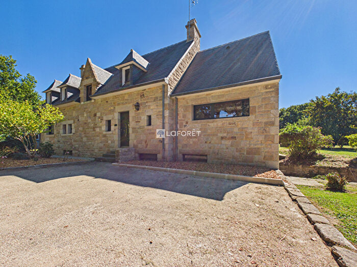 Maison 7 pièces à vendre à Pleuven