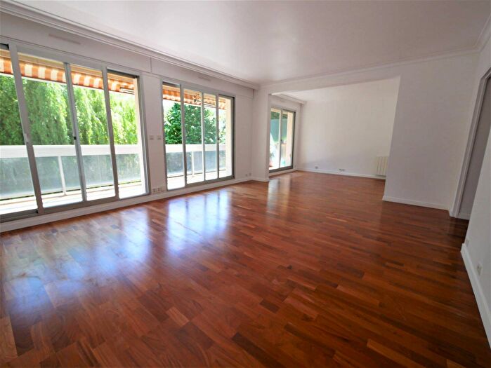 Garches : Appartement 4 pièces à louer