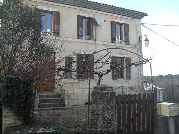 Appartement à louer - Beauronne - 3 pièces - 2 chambres