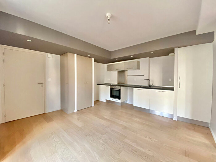 Appartement à louer - Nantes, Centre-ville - 2 pièces - 1 chambre