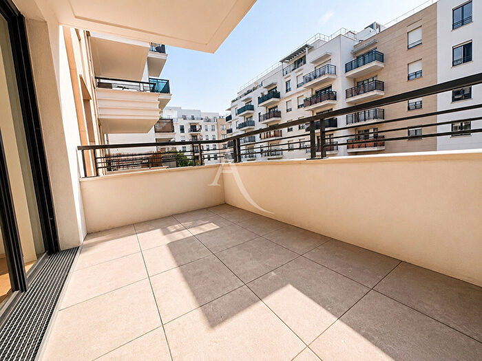 Appartement 4 pièces à vendre - Suresnes, Carnot, Gambetta