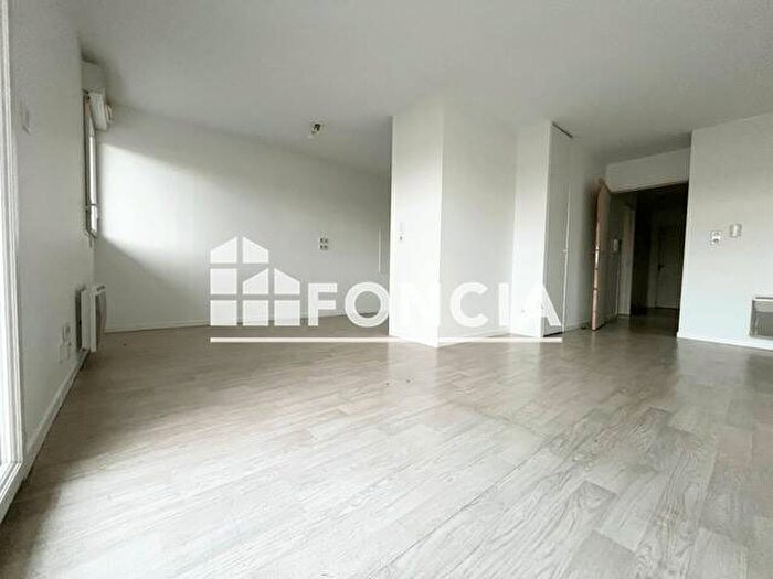 Appartement à louer - Val de Moine, Cholet - 3 pièces - 2 chambres