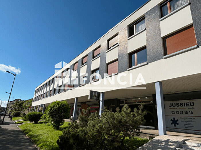 Appartement à vendre - Thionville, La Militaire - 4 pièces - 2 chambres