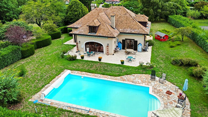 Maison à vendre - Nernier - 7 pièces - 4 chambres