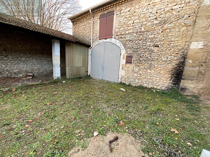 Maison à vendre - Milhaud - 1 pièce