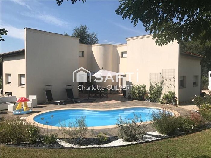 Maison à vendre - Casteljaloux - 5 pièces - 4 chambres