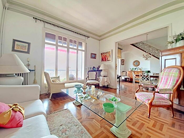 Appartement à vendre - Marseille e  - 3 pièces - 2 chambres