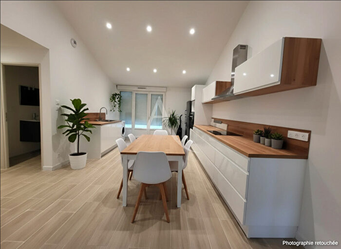 Maison à vendre - Saint-Julien-de-Concelles - 5 pièces - 3 chambres