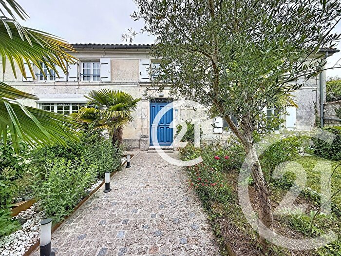 Maison 6 pièces à vendre à Chaniers