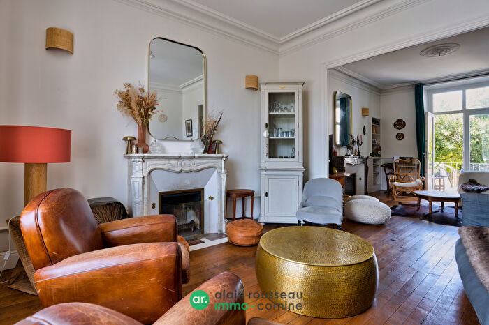Maison 10 pièces à vendre - Angers, Centre-ville, La Fayette