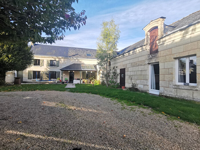 Maison à vendre - Beaumont-en-Véron - 5 pièces - 4 chambres