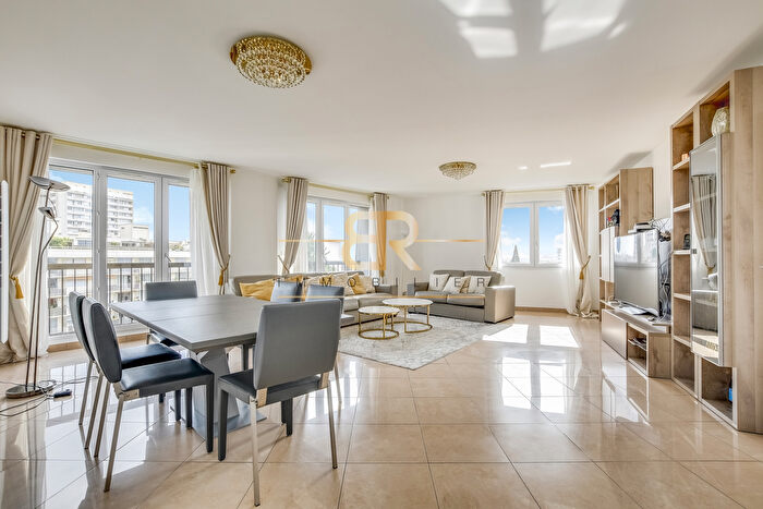 Appartement à vendre - Charenton-le-Pont, Pasteur, Saint-Pierre - 5 pièces - 4 chambres