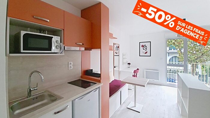 Appartement 1 pièce à Rochefort, Centre-ville, à louer