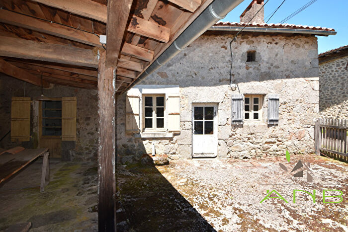 Maison 4 pièces à vendre à Busserolles
