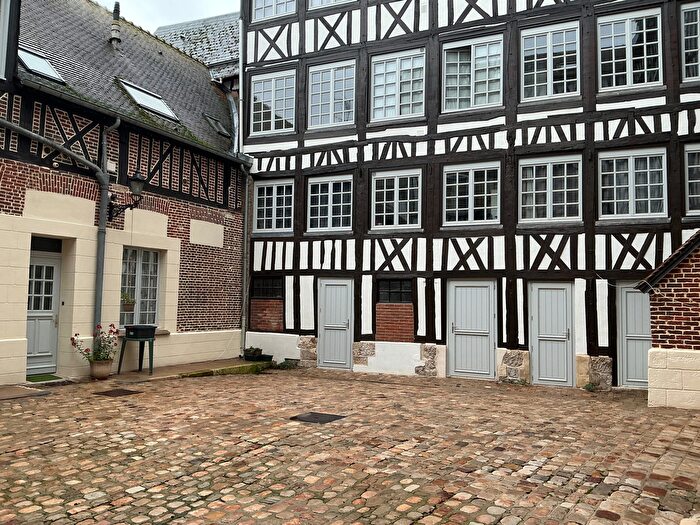 Appartement à louer - Louviers, Centre-ville - 3 pièces - 2 chambres