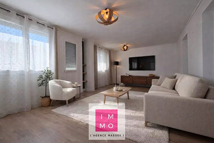 Appartement à vendre - Tarbes, Vugnemale, Martinet - 5 pièces - 3 chambres