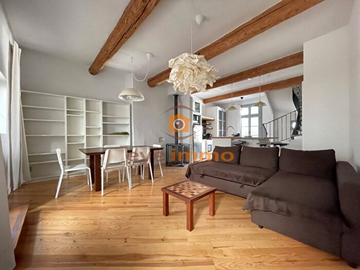 Maison à louer - Centre Ville, Pézenas - 4 pièces - 2 chambres