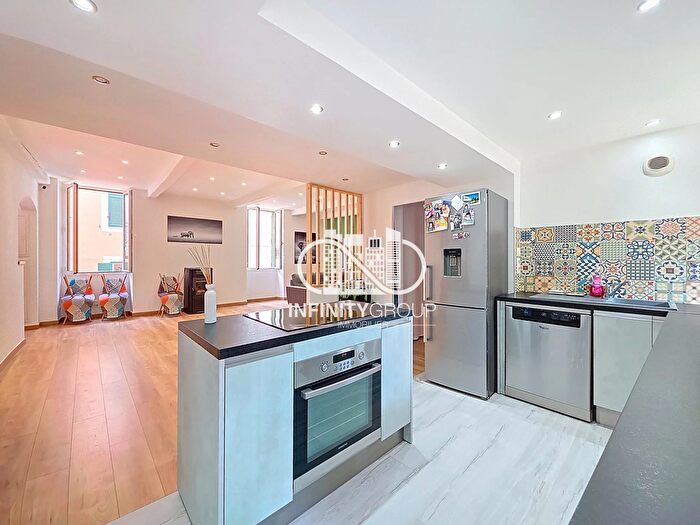 Appartement à vendre - LEscarène - 3 pièces - 2 chambres