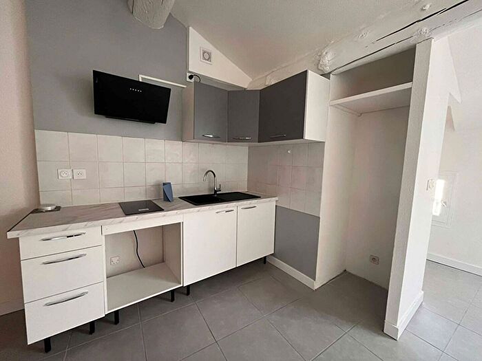 Appartement 2 pièces à louer à LEscale