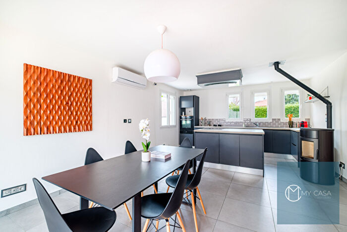 Maison à vendre - Feyzin - 5 pièces - 3 chambres