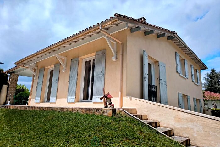 Bergerac, La Madeleine, Naillac, Cavaille, Aéroport : Maison 8 pièces à vendre