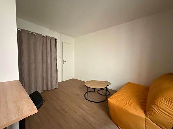 Appartement à louer - Centre Nord, Mâcon - 1 pièce