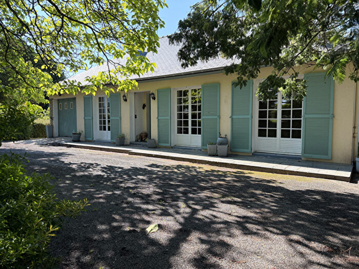 La Chapelle-sur-Oudon : Maison 5 pièces à vendre