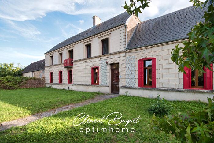 Le Favril : Maison 10 pièces à vendre