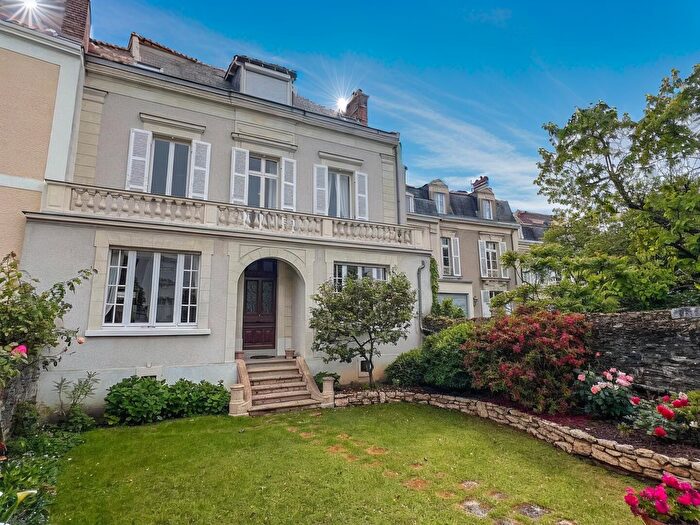 Maison 10 pièces à Angers, Centre-ville, La Fayette, à vendre
