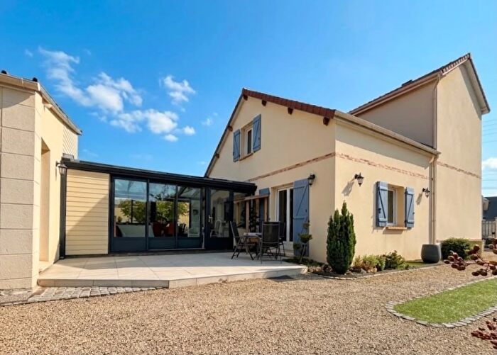 Maison 7 pièces à vendre à Viarmes