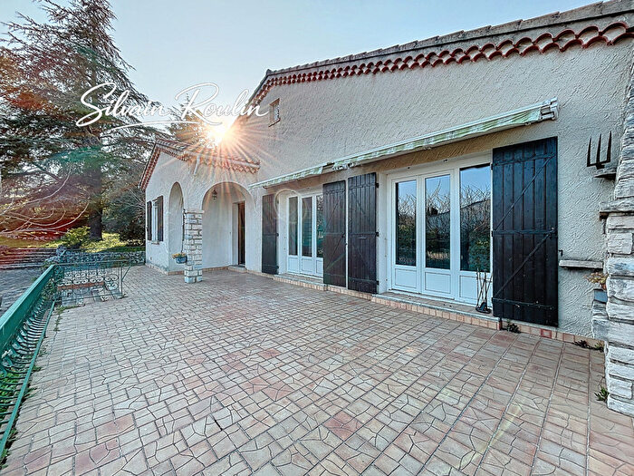 Maison à vendre - Bourg-Saint-Andéol - 6 pièces - 4 chambres